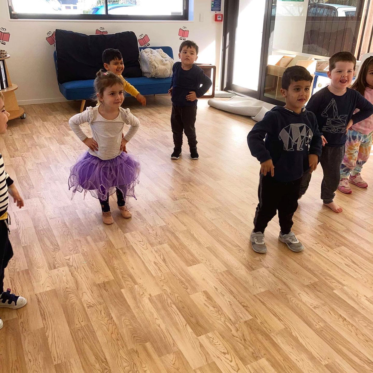 Tiny Voices – tiny dance